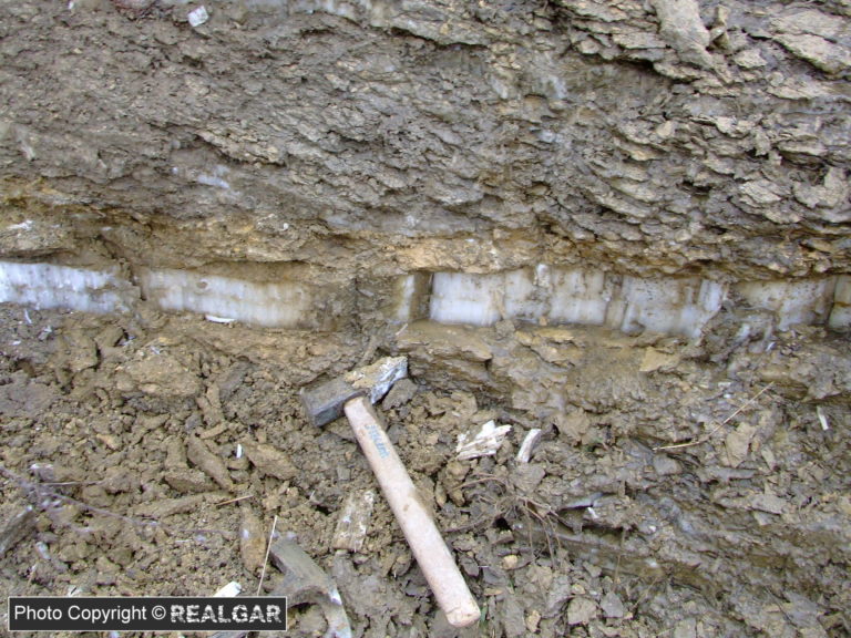 GYPSUM - Minerał Gips