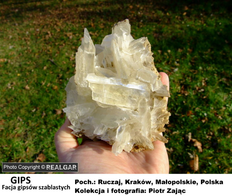 GYPSUM - Minerał Gips
